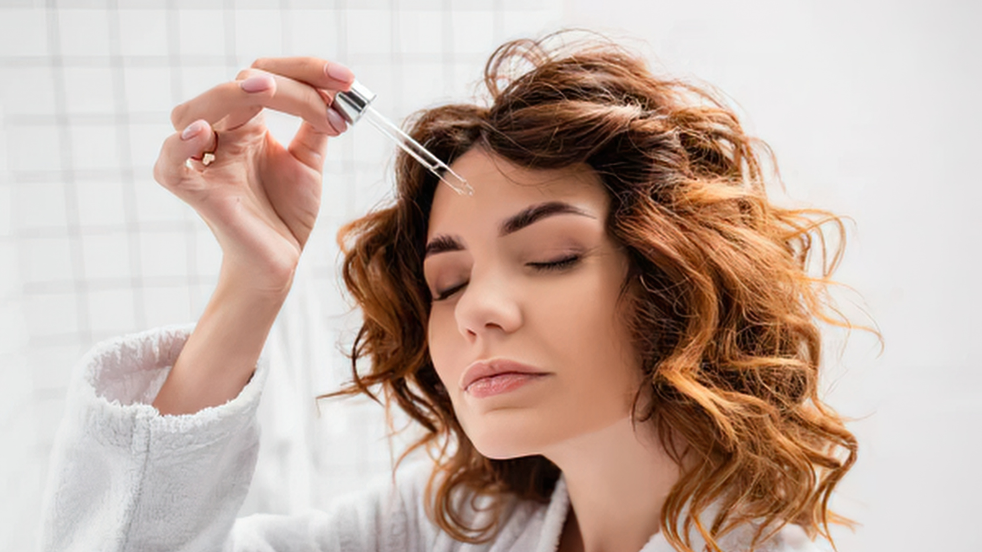 What Are Adaptogens in Beauty? (And Why They Matter for Hair and Skin ...